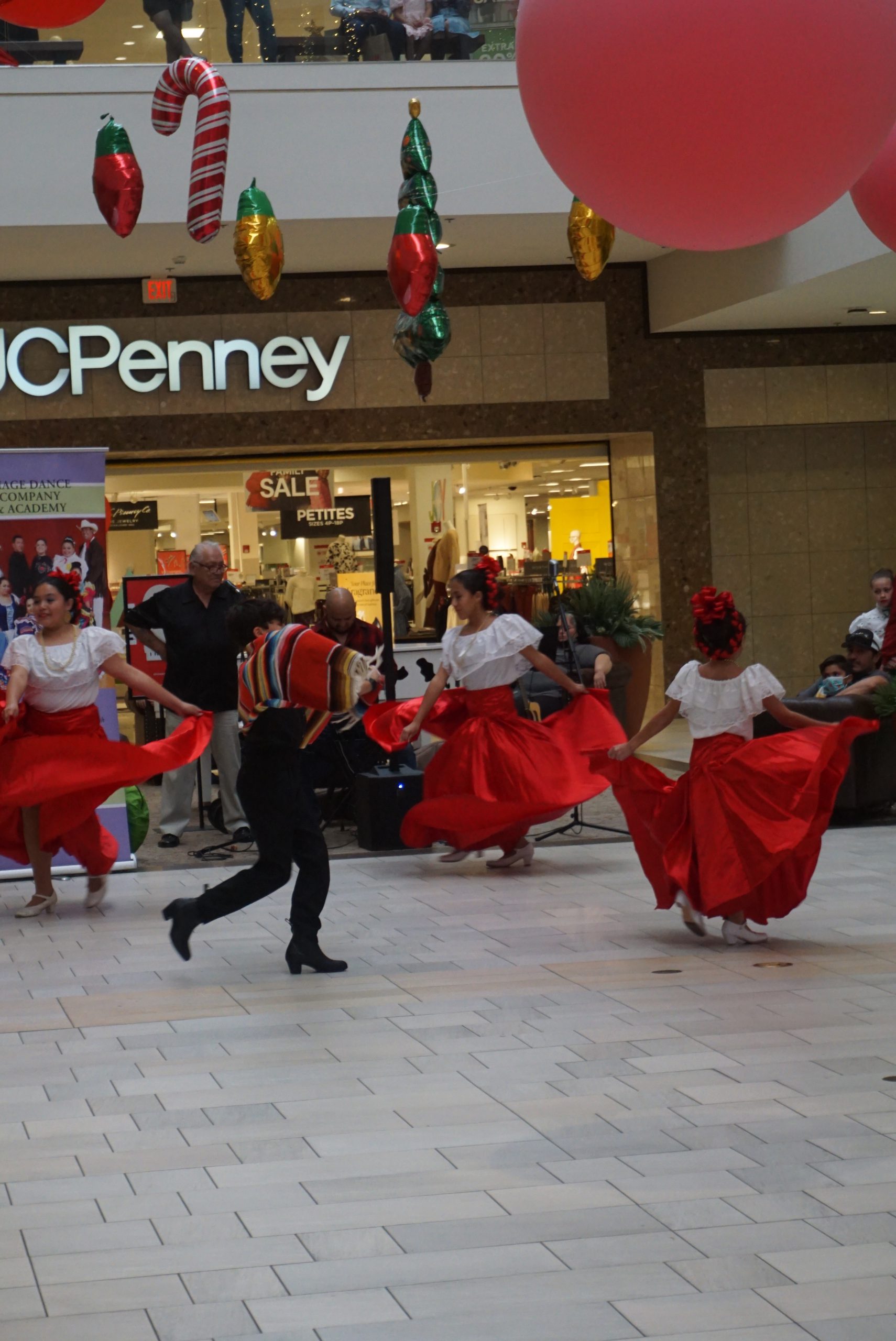 Photo Gallery of Christmas Performances 2021 – imagedanceco